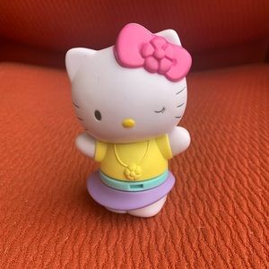 Sanrio | Toys | Sanrio Mcdonalds Hello Kitty Spinning Middle Toy Figure ...